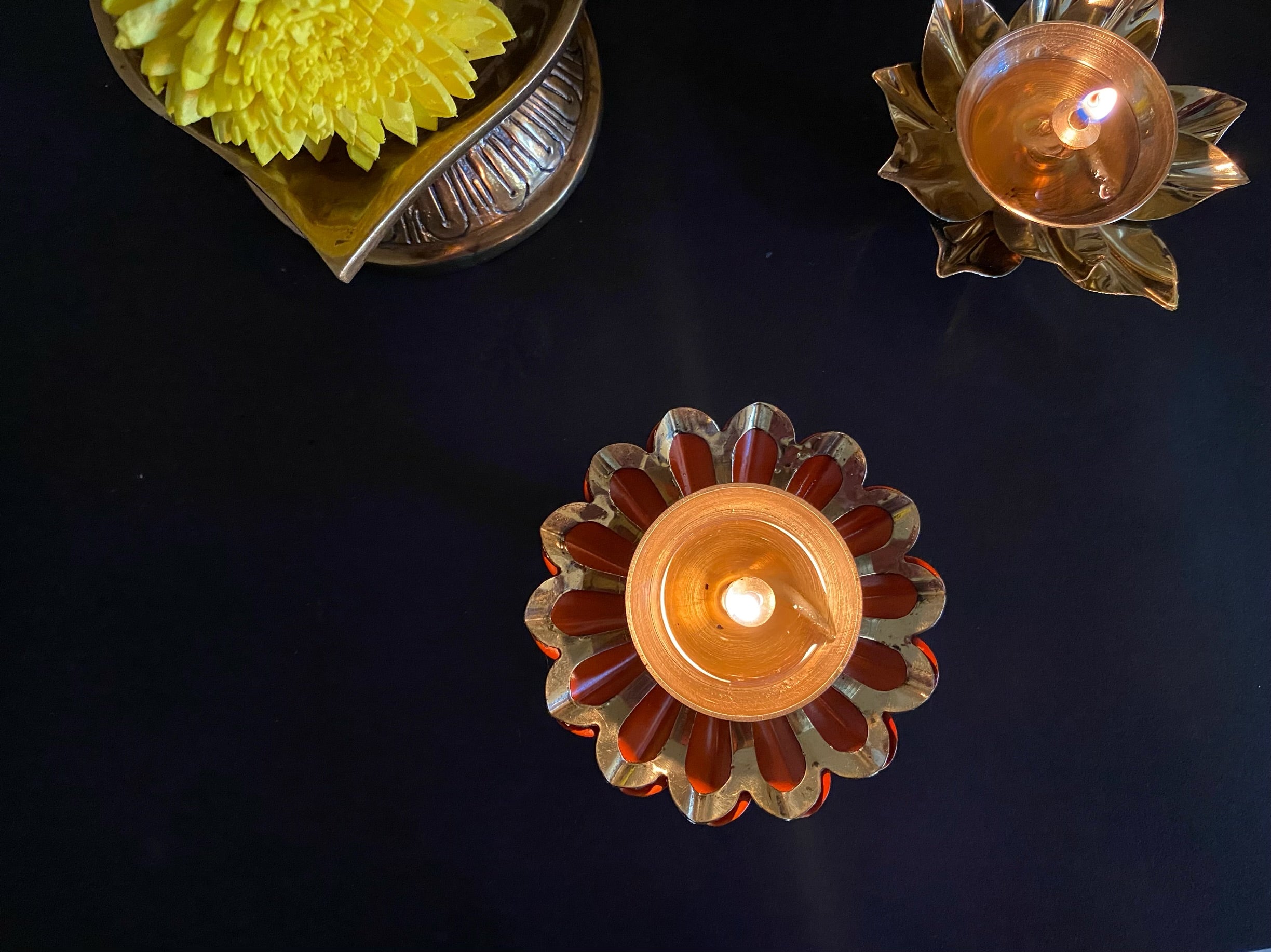 Sunflower Shaped Diyas – Desi Favors Australia
